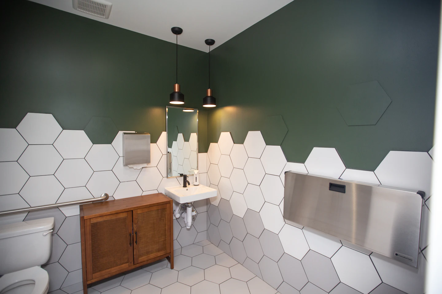 Dental Office design: A cozy practice with a coffee shop feel | DentistryIQ