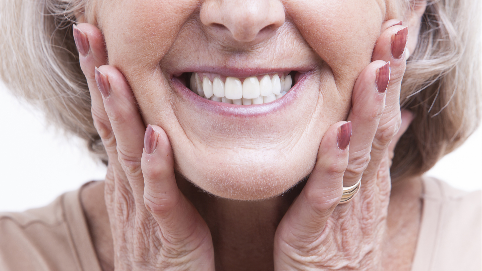 Fixed vs. removable dentures: A close-up comparison | Dentistry IQ